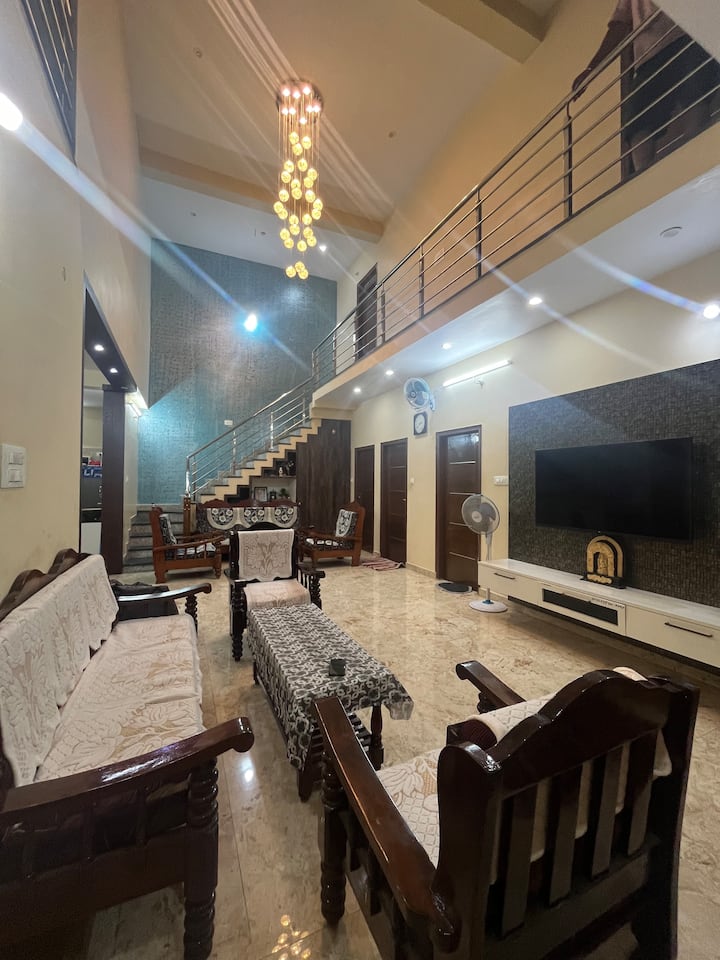 Green View Stays Family Home - Belur