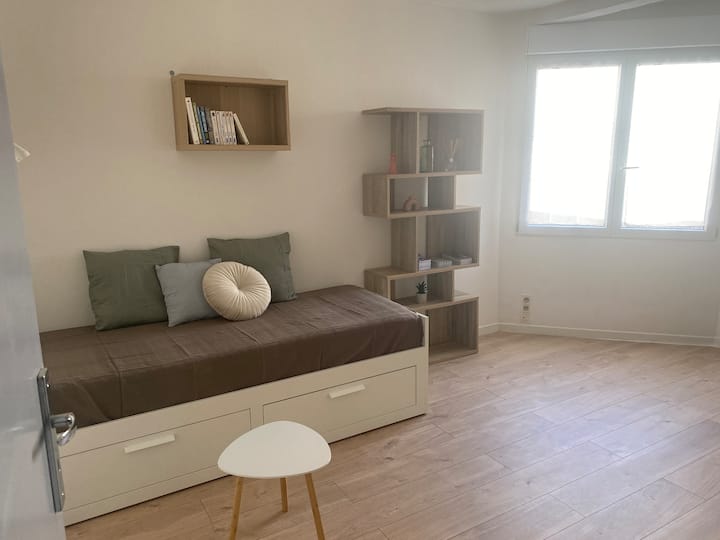 Studio à 2 Pas Du Centre-ville - ibis Avignon Centre Gare