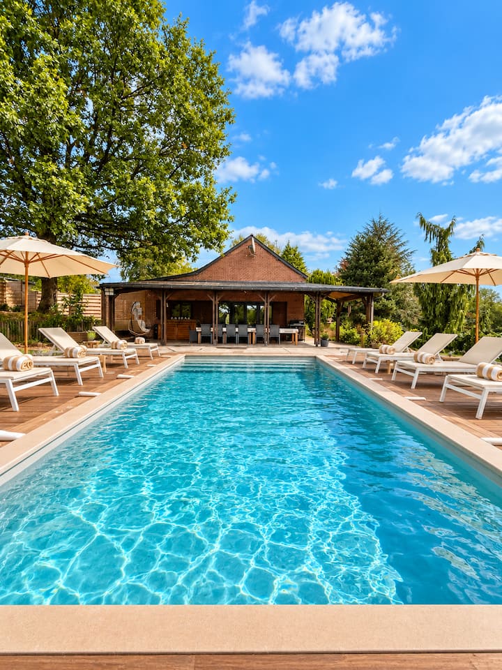 Villa In Chimay, Swimming Pool, Jacuzzi, Sauna, Hammam, Pond - Chimay