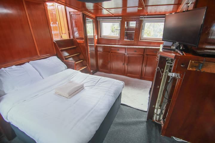 Captains Cabin Bora @Bocoliving Rotterdam Marina - Rotterdam