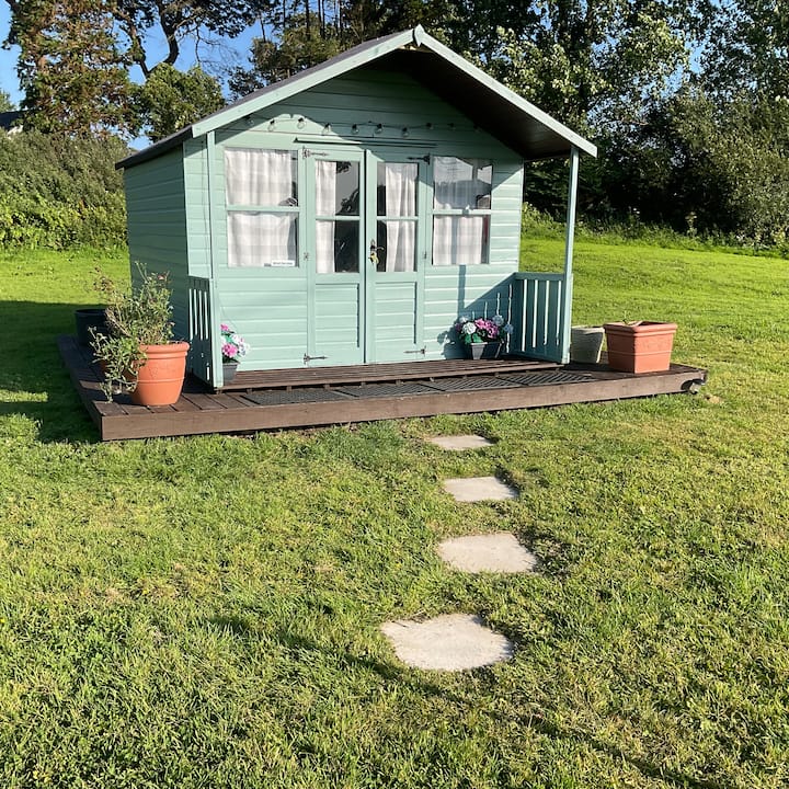 Glamping Teenie House Outside Tenby - Tenby