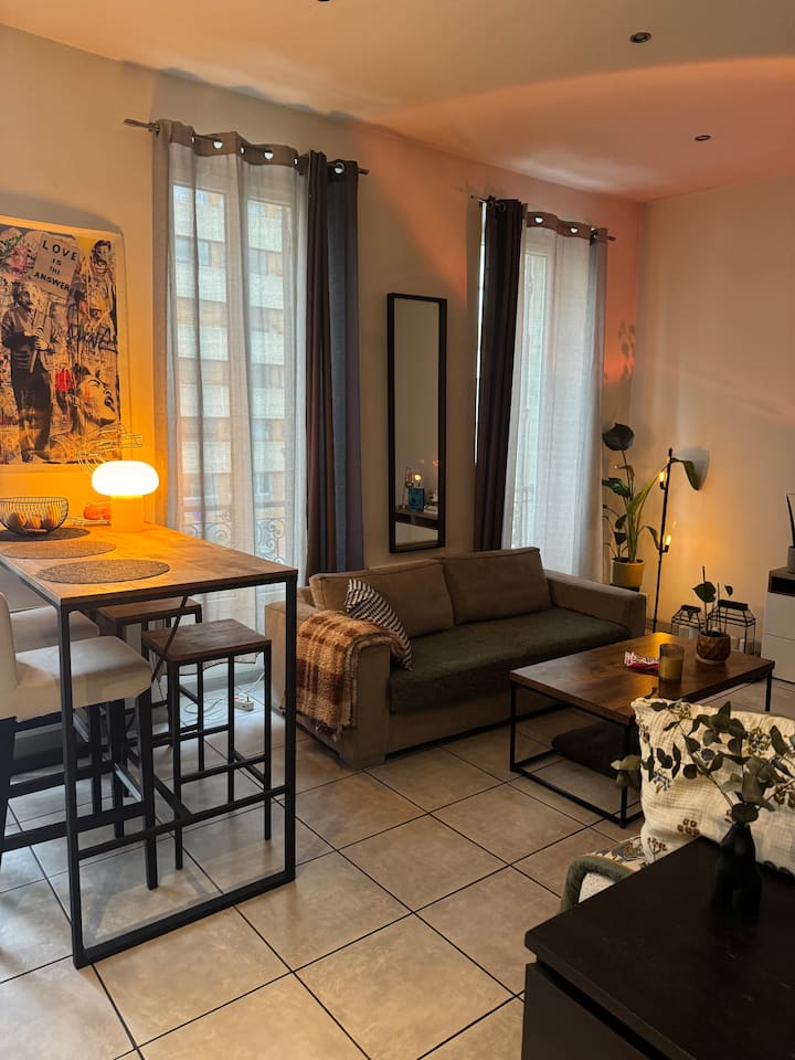 Charmant Studio Situé Au Coeur Du Centre Ville - Marseille