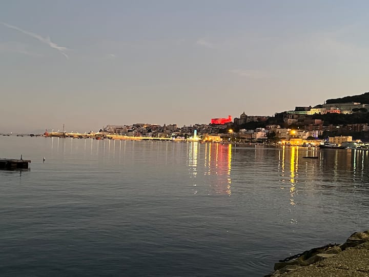 Piazza Delle Sirene Vista Mare. - Gaeta