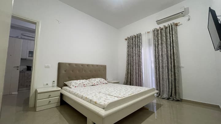 Apartment Nr.1 At Our Guesthouse - Ksamil