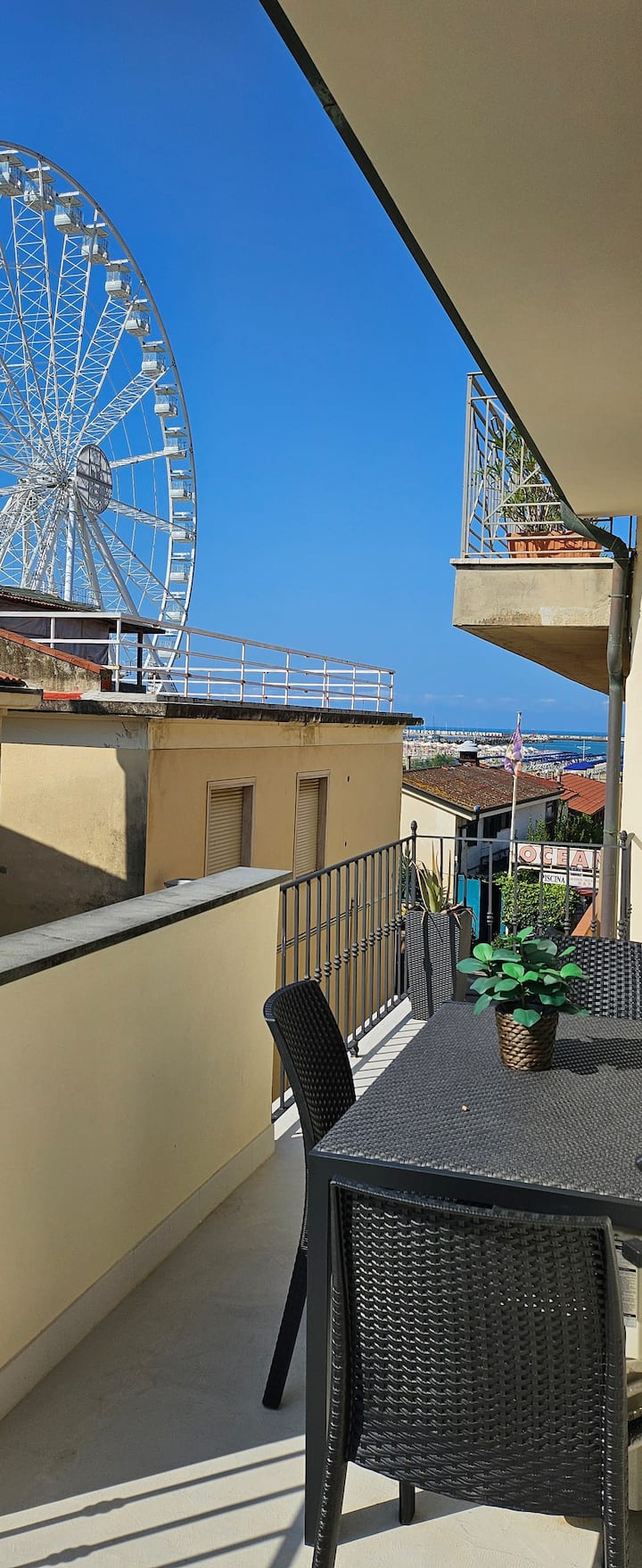 Il Porto Dei Sogni - Viareggio