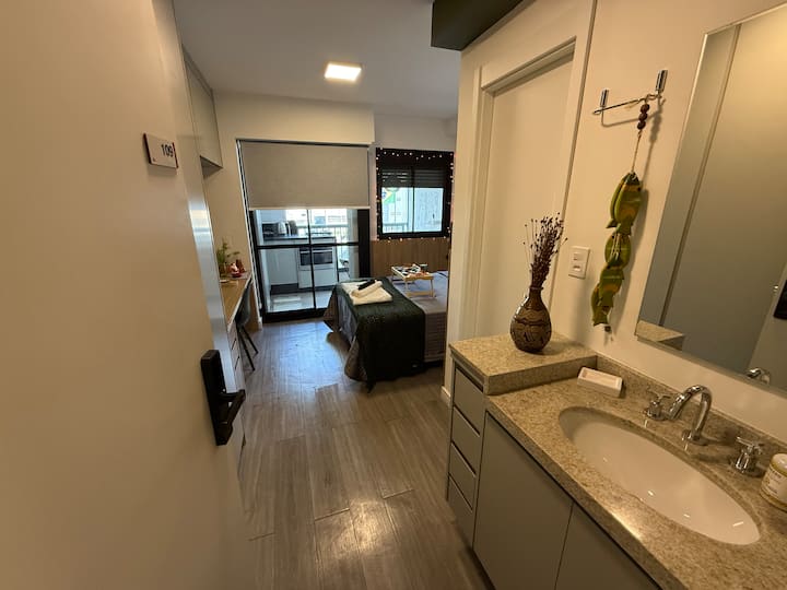 Studio Moderno E Bem Localizado | Vila Madalena - Pinheiros