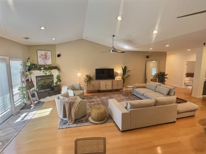 High End Home / Great Neighborhood - Shasta, CA