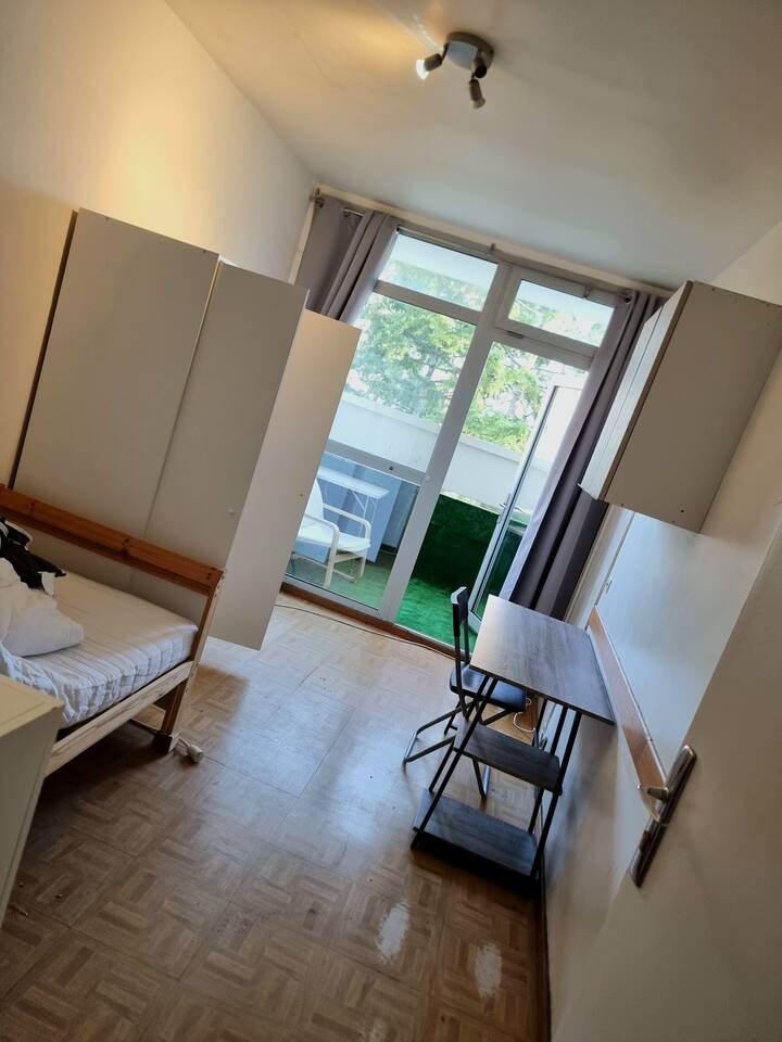 Genève-. Chambre Confortable - Geneva