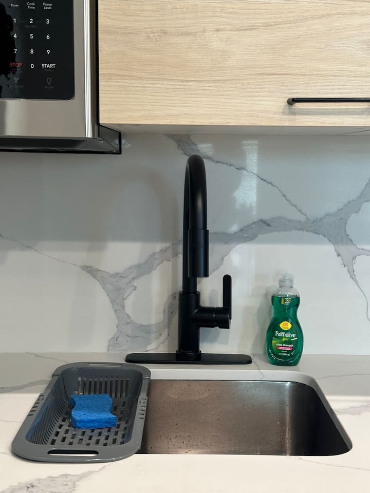 Lazy Dazy (Selfcheckin/freeparking) - Evergreen – San Jose
