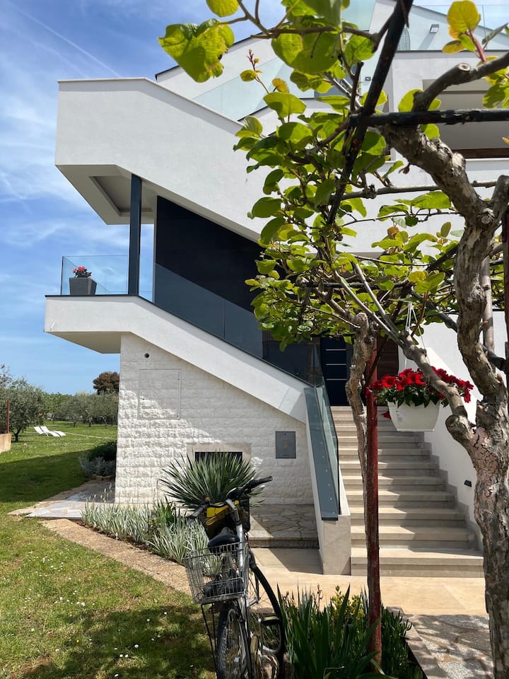 Brioni Sunset Suite - Peroj