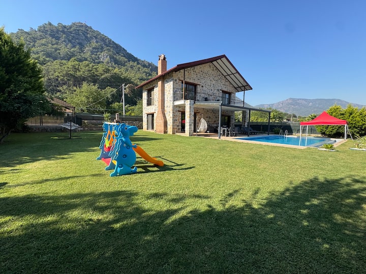 Villa Ada -Stone Villa•private Pool & Large Garden - Göcek