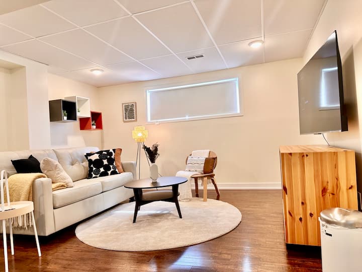 Cosy 2br Air-con Retreat Near Wem - Edmonton, Canada