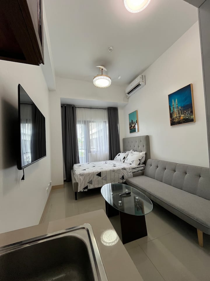 Condo In Dasma - Green 2 Tower 3 - Timmy’s Place - Dasmariñas