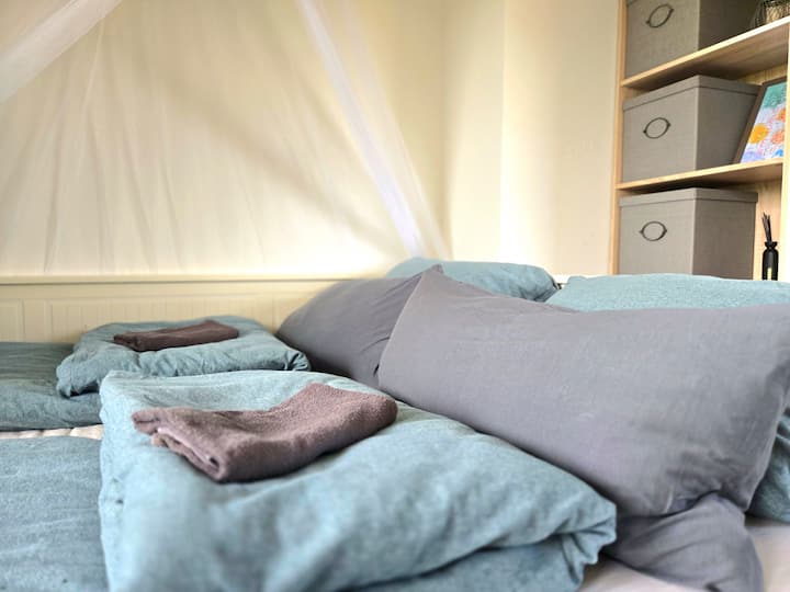 (1) Grenznahes Zimmer Im Grünen - Lörrach
