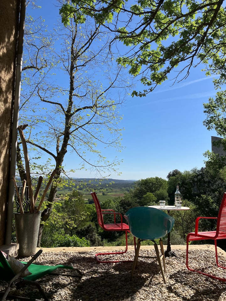Calme Et Vue Imprenable En Provence Verte - Var