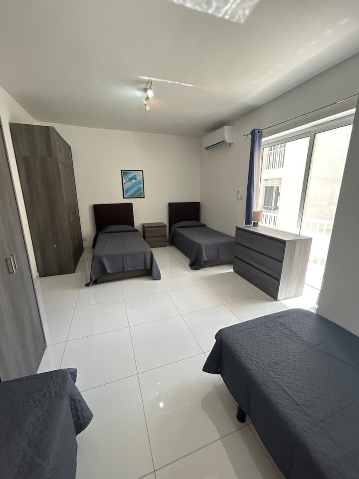 Habitación Baño Privado Y Apartamento Compartido - Malta