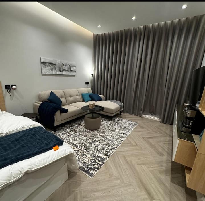 Modern Studio (+Yard) Near Downtown - Riyadh