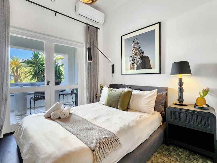 Greenpoint Blissful Escape+parking - Cape Town