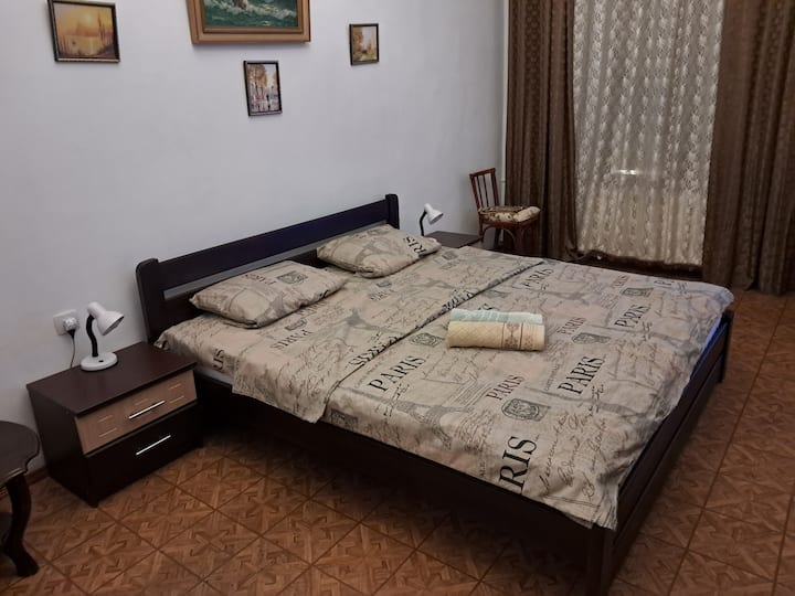 Затишна квартира на вул.Буніна 24.другий поверх. - Odesa