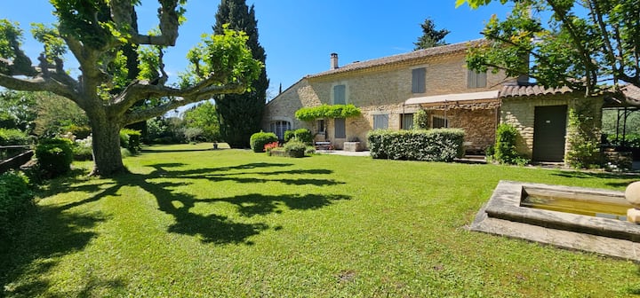 Mas Provençal De Charme Dans Le Luberon - Cavaillon