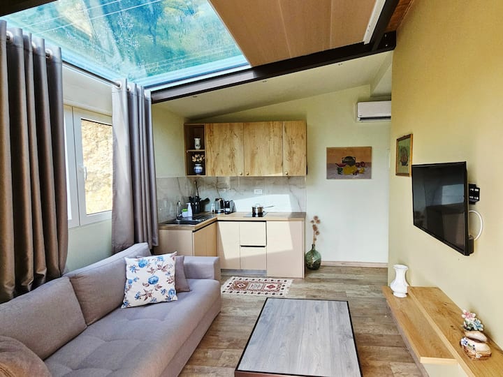 Aria's Apartment 1 - Borsh