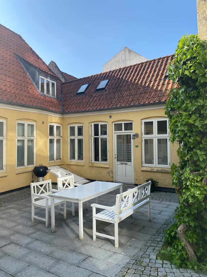 Skønt Byhus I Latinerkvarteret - Aarhus