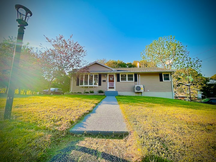 Uncasville Getaway
“The Lovely Scape Retreat” - Norwich, CT