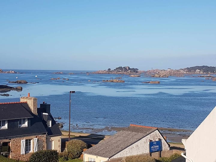 Face à La Mer - Trégastel