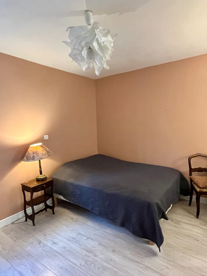 Charming Little Parisian Studio - Quartier de Belleville