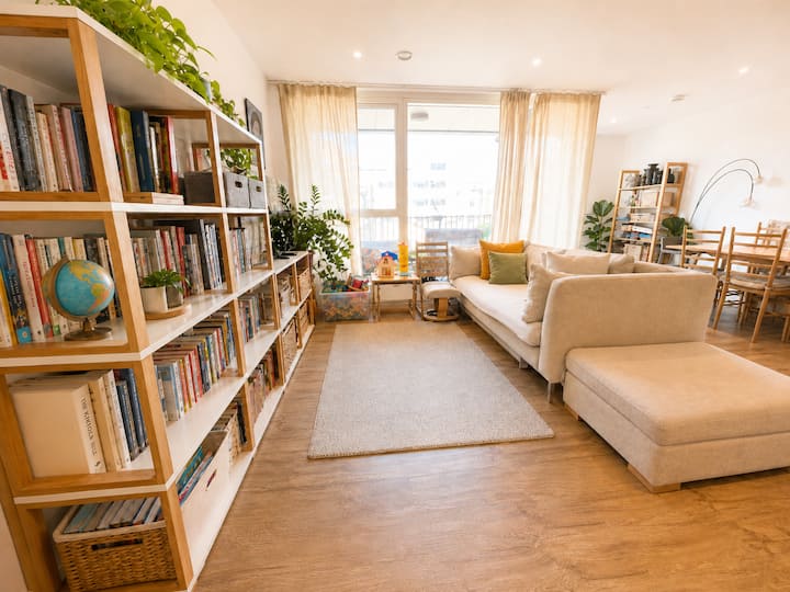Spacious And Central Two Bedroom Flat - Londres