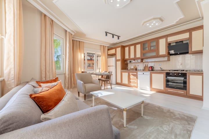 Perfect Comfortable Modern Home In Center Of City - Alanya