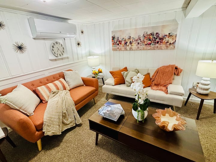 Chic One Bedroom In-law Suite - Grafton, MA