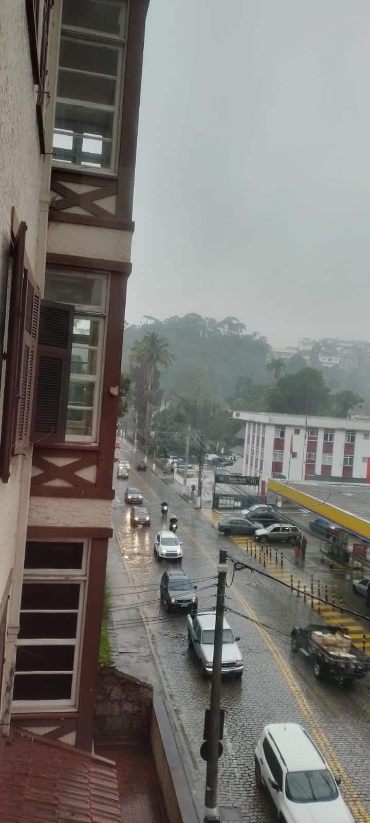 Lindo Apartamento Em Petrópolis - Petrópolis