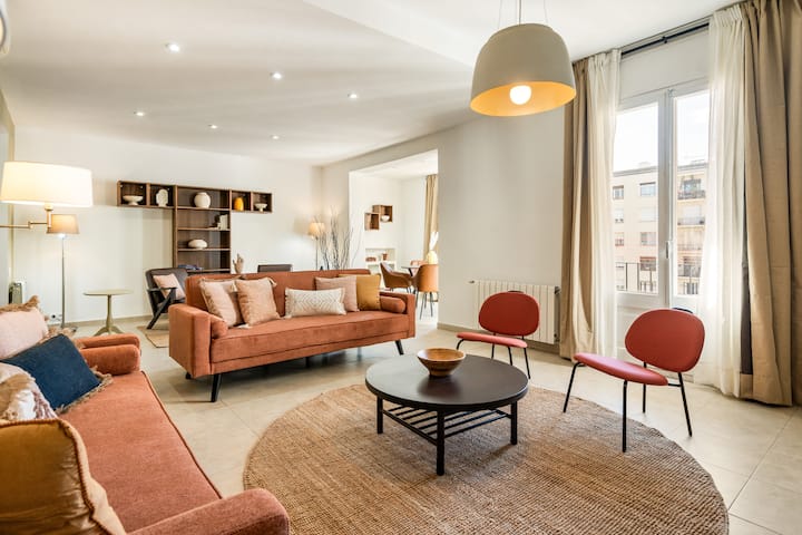 Impresionante Para Grandes Grupos. - Barcelona