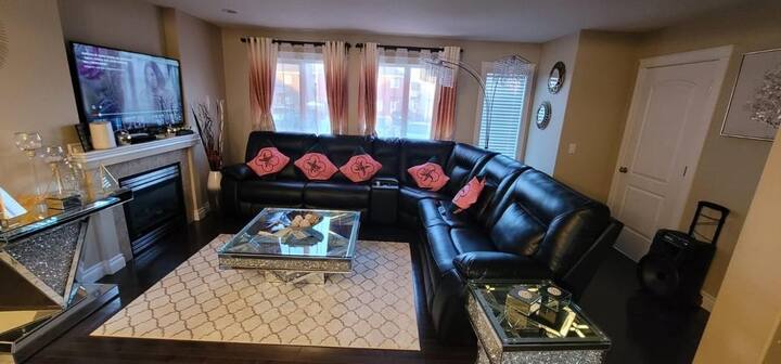 Safe Cozy Room 4 - Fort McMurray