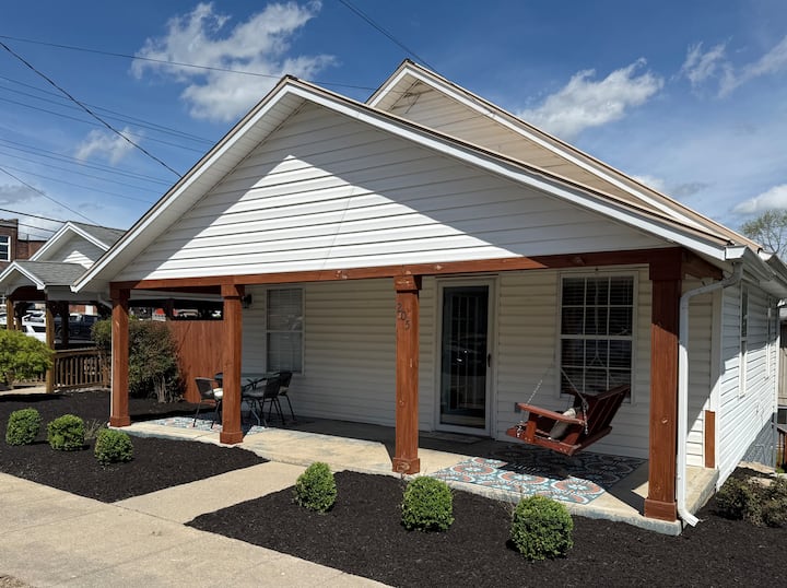 The Robin's Nest - Harrodsburg, KY