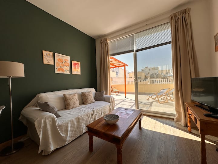 Sliema Penthouse With Large Terrace - La Valetta