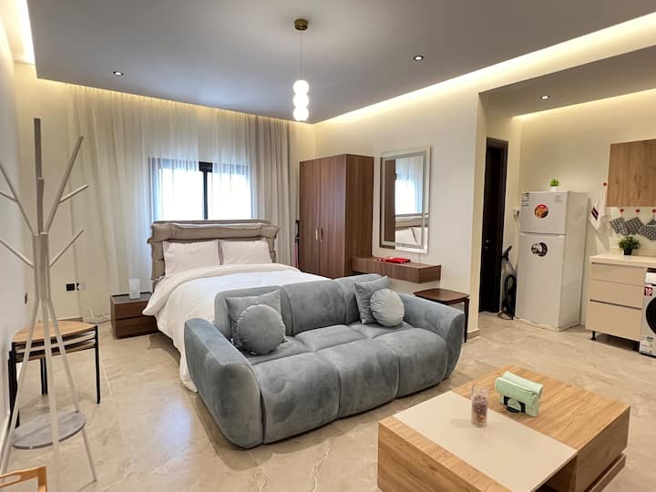 Private And Chill Stay - Riyadh
