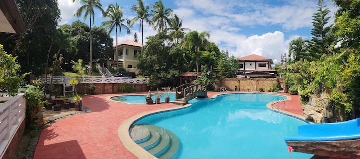 Resort & Hotel In Batangas - Taal