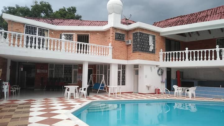 Casa Quinta Privada - Melgar