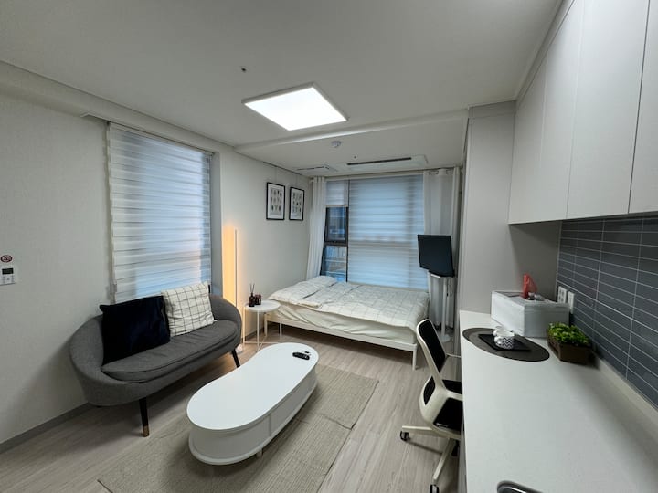 해운대 / 벡스코 바로 앞 센텀시티 깨끗한 독채 숙소 - Busan