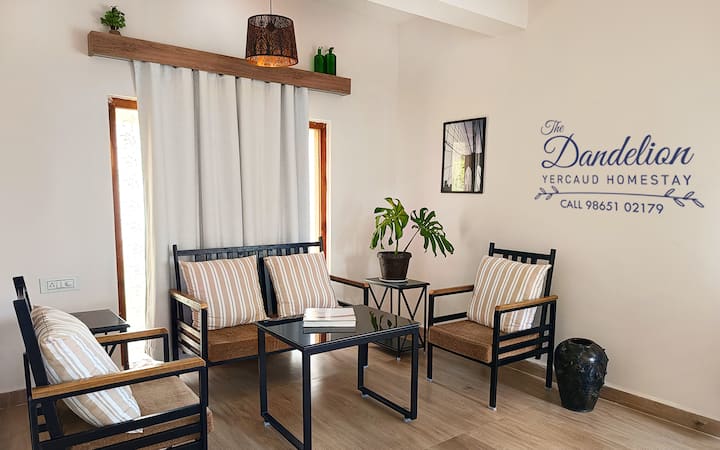 Premium Extra Large Room - Morning Glory @ Yercaud - Yercaud