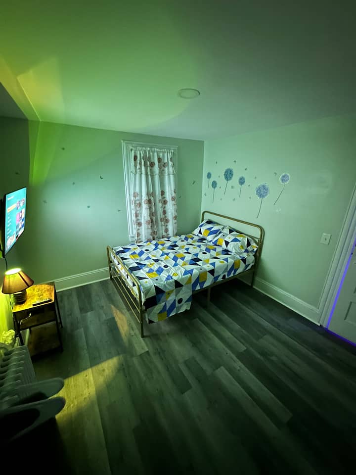 Lovely Room 5 - Oceanside, NY