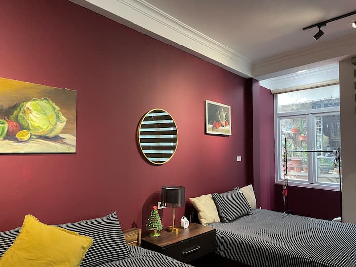 Private Cozy Holiday Quiet Diamond Location 5 Star - Hanoi