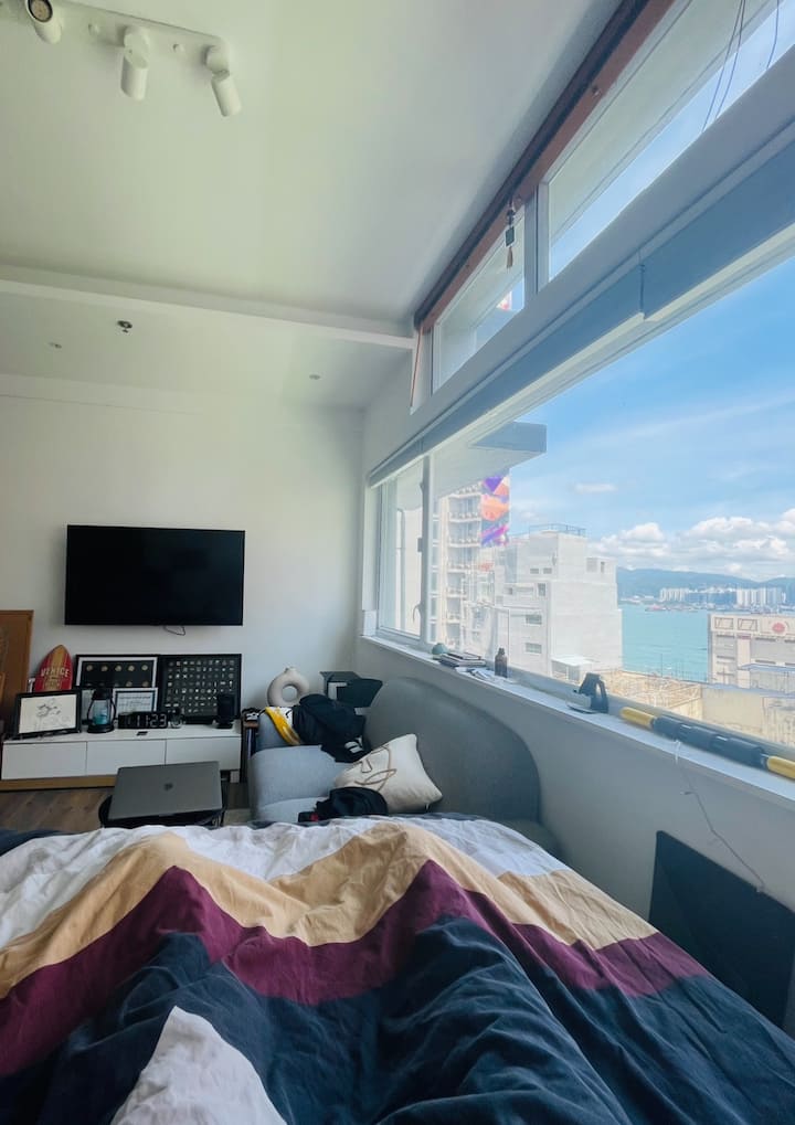 Cozy Studio W/ Great Location - Sheung Wan