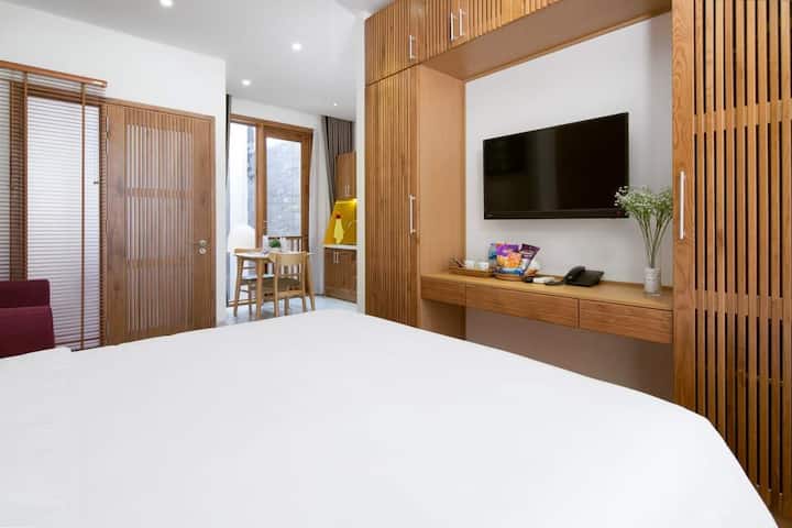 Studio Apartment Close To The Beach - Quiet Street - Da Nang