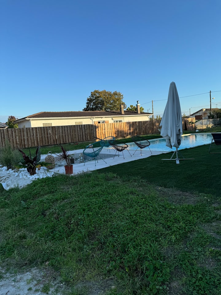 Villa Lumineuse Avec Piscine Privée 15 De Bordeaux - Gironde
