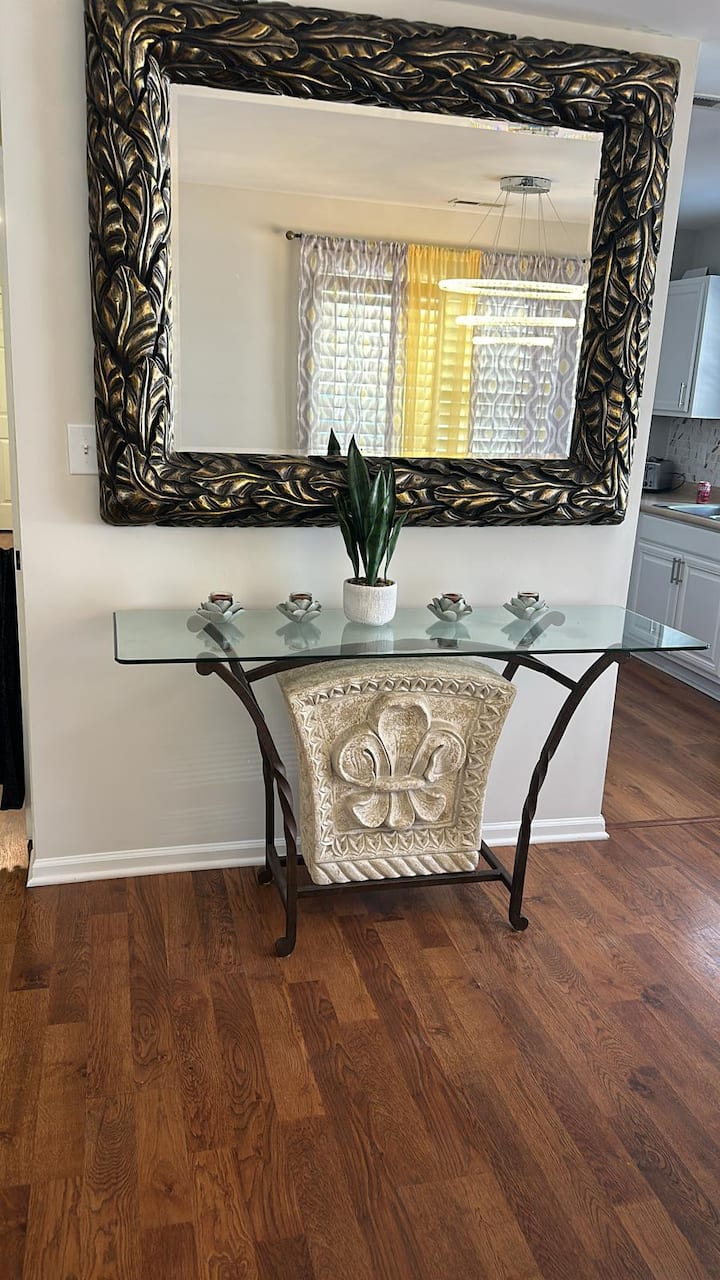 Hermosa Casa Familiar - Durham, NC