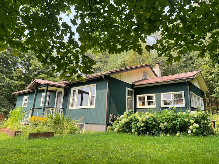 Lake Placid Family Home With Hot Tub - Lake Placid, NY