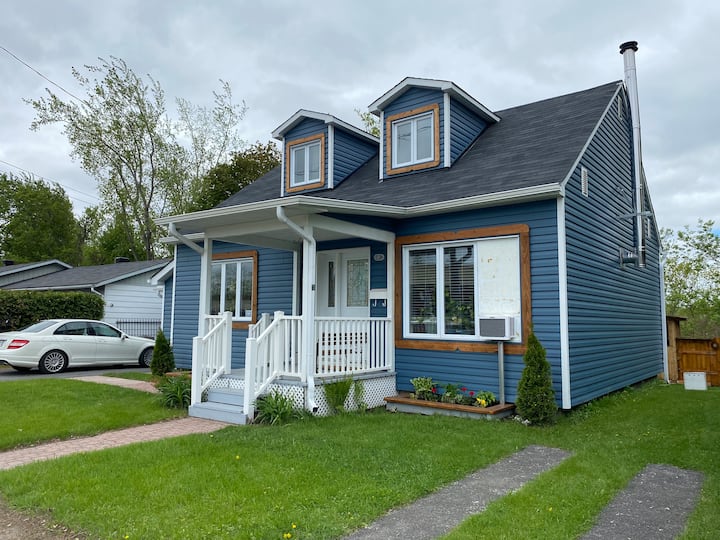 Petite Maison Bleue - Gatineau